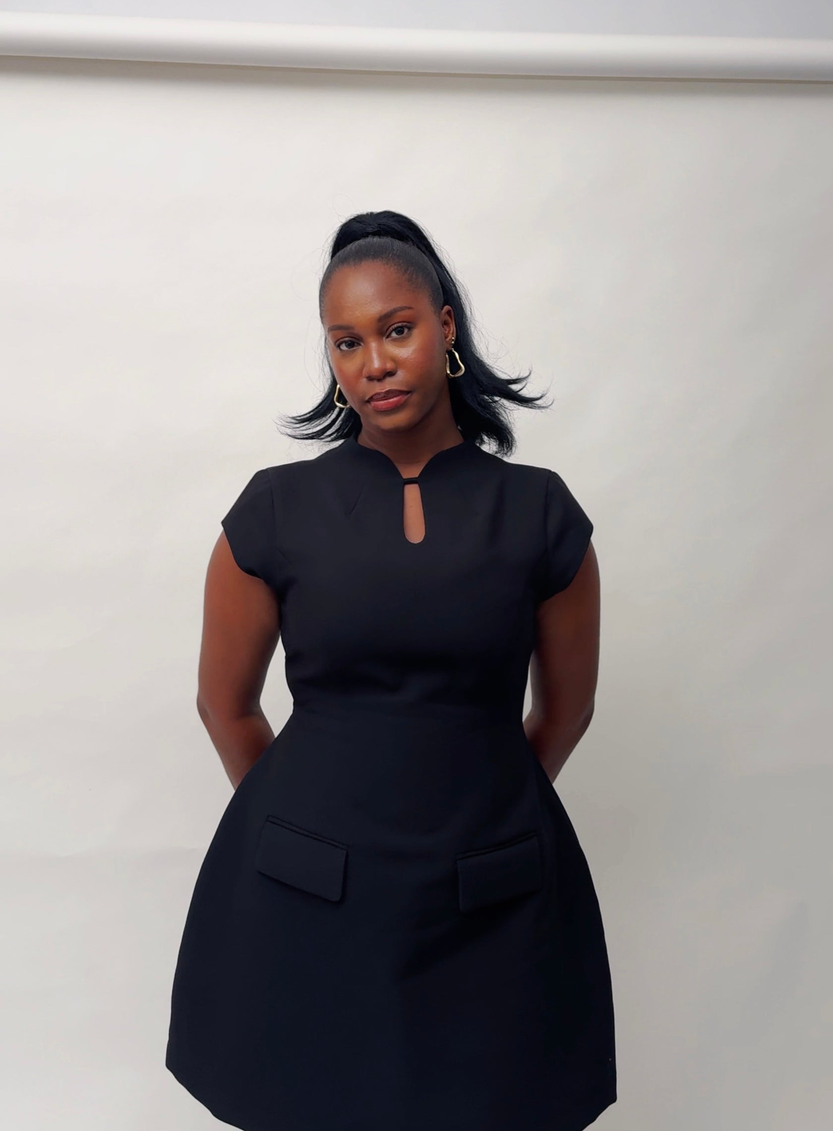 Mel Black Structured Dress in capped sleeves – shopnandra